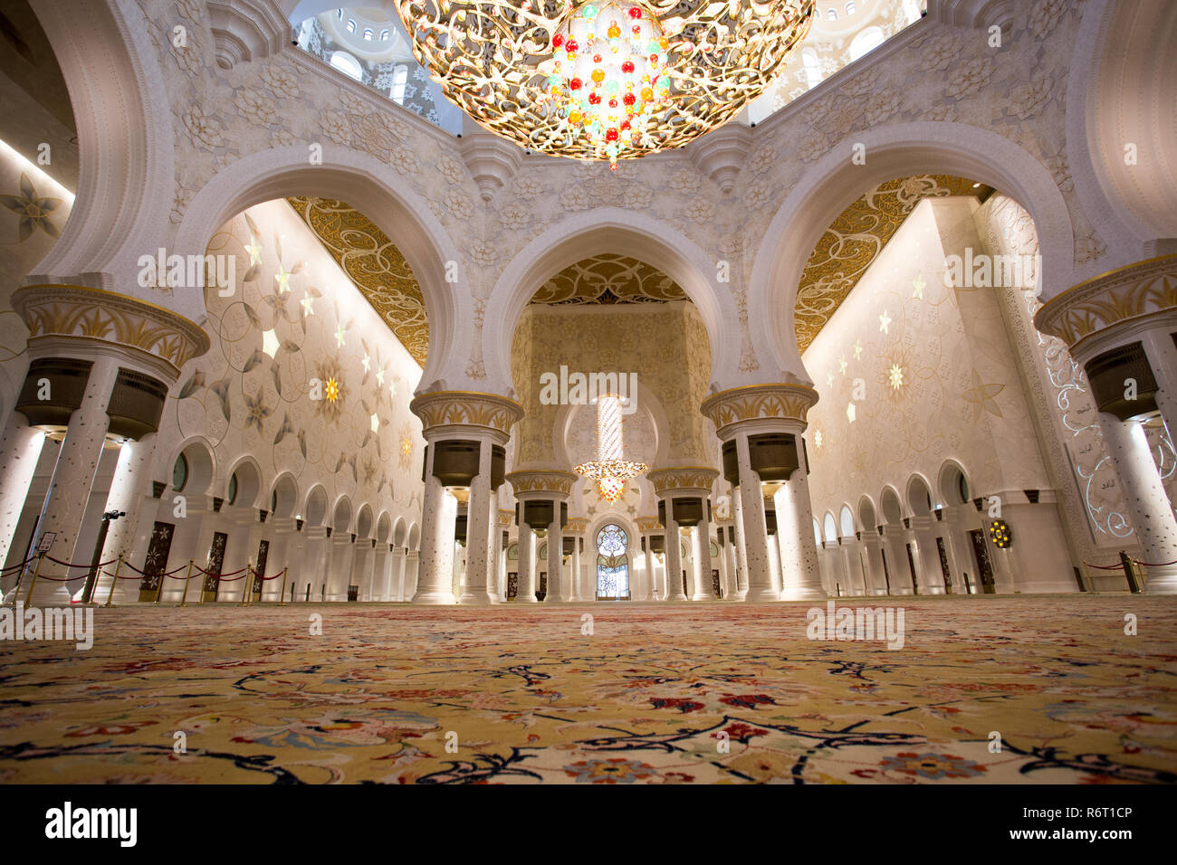 Religion religious mass abu dhabi hi-res stock photography and images ...