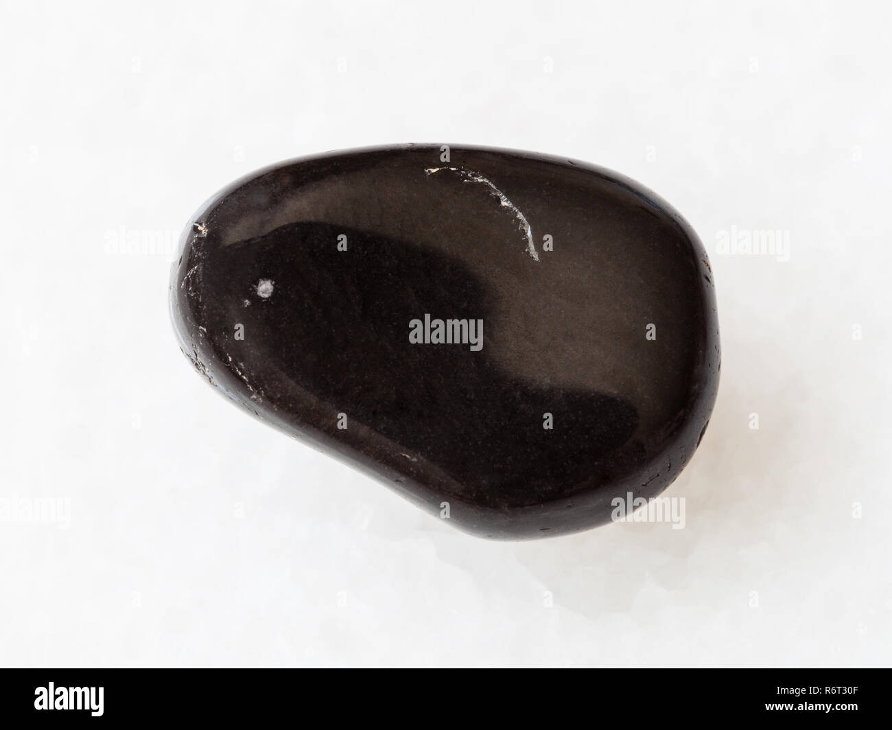 Black obsidian jewellery hi-res stock photography and images - Alamy