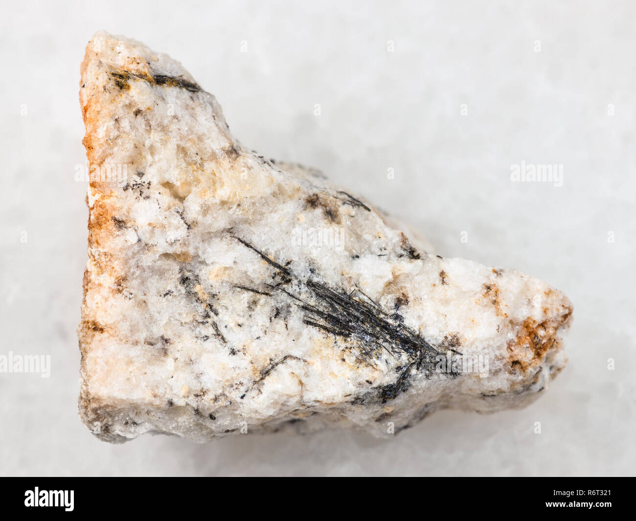 Ludwigite hi-res stock photography and images - Alamy