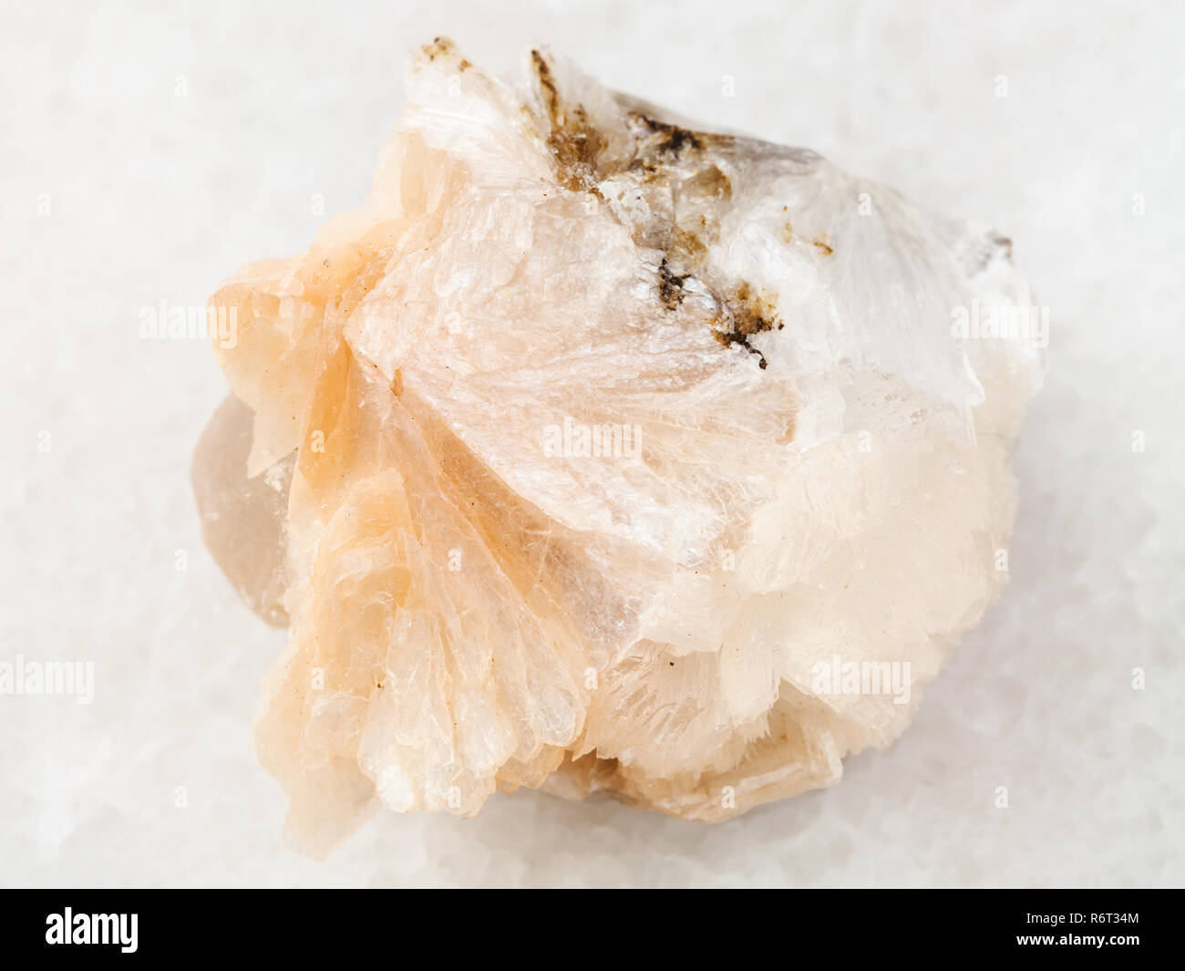 Zeolite structure hi-res stock photography and images - Alamy