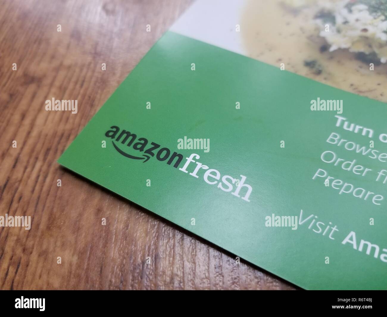 Amazon prime logo delivery hi-res stock photography and images - Alamy