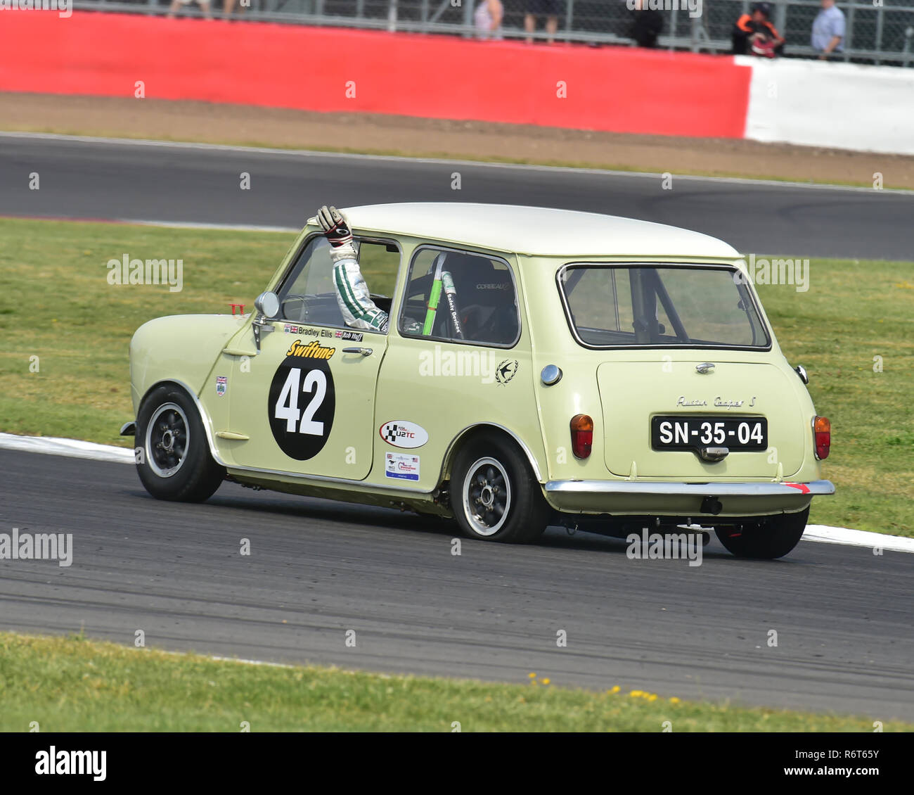 Ellis Bradley, Simon Arscott, Austin Mini Cooper S, SN 35 04, Sir John ...