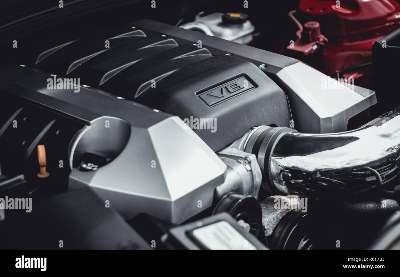 V8 car engine hi-res stock photography and images - Alamy