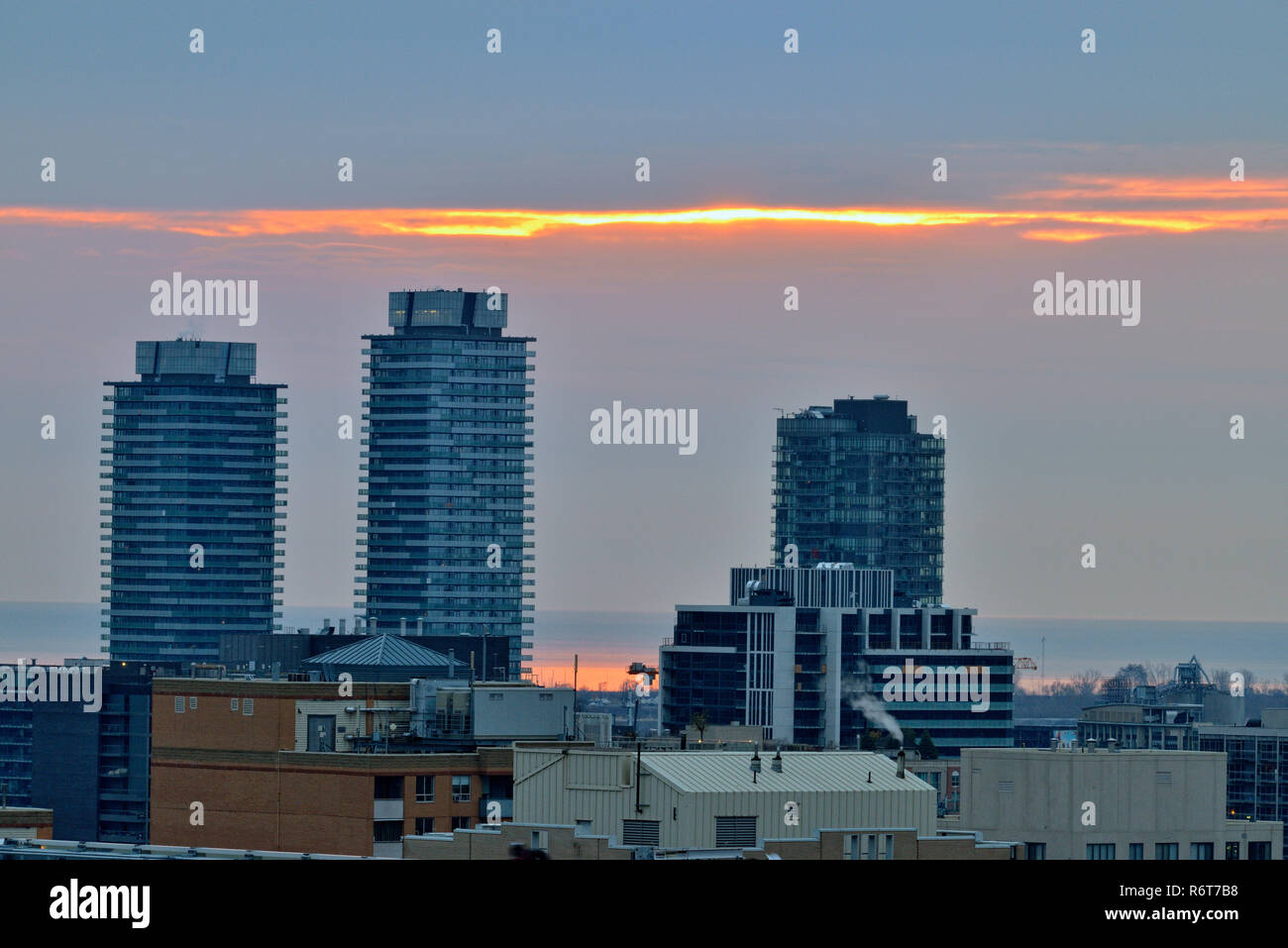 Chelsea hotel toronto toronto hi-res stock photography and images - Alamy