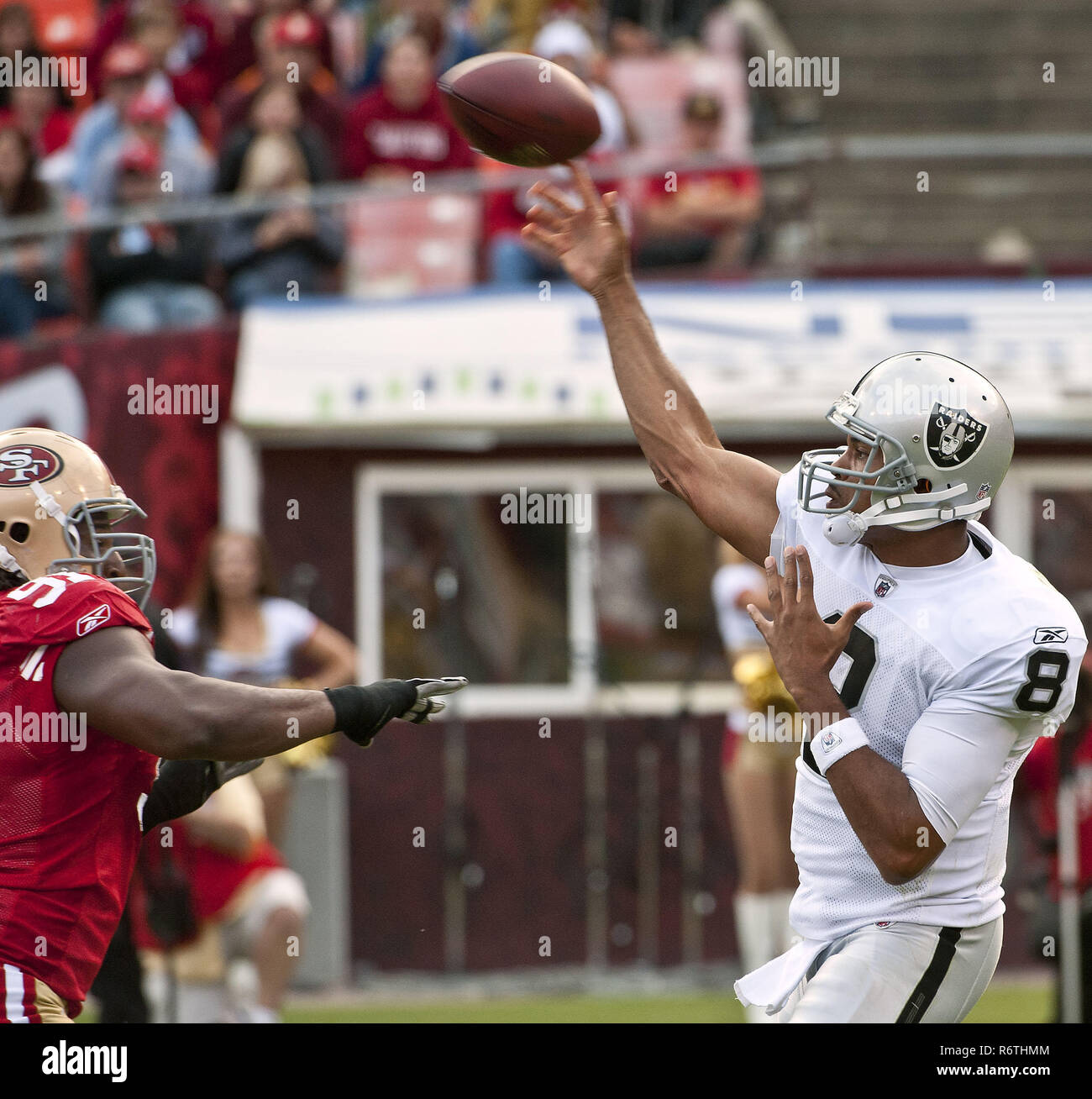 Ball over head hi-res stock photography and images - Alamy