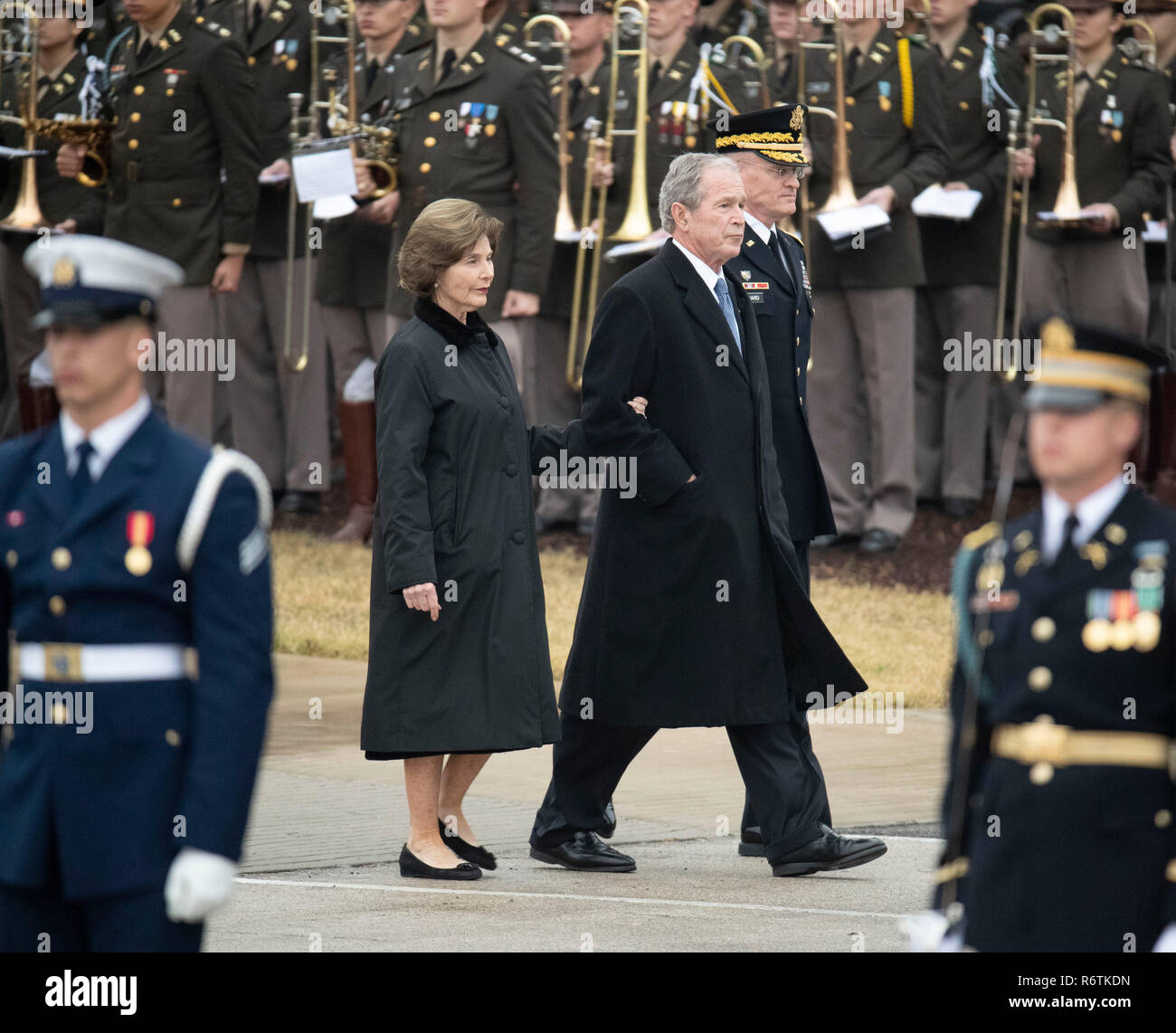 George and laura bush sad hi-res stock photography and images - Alamy