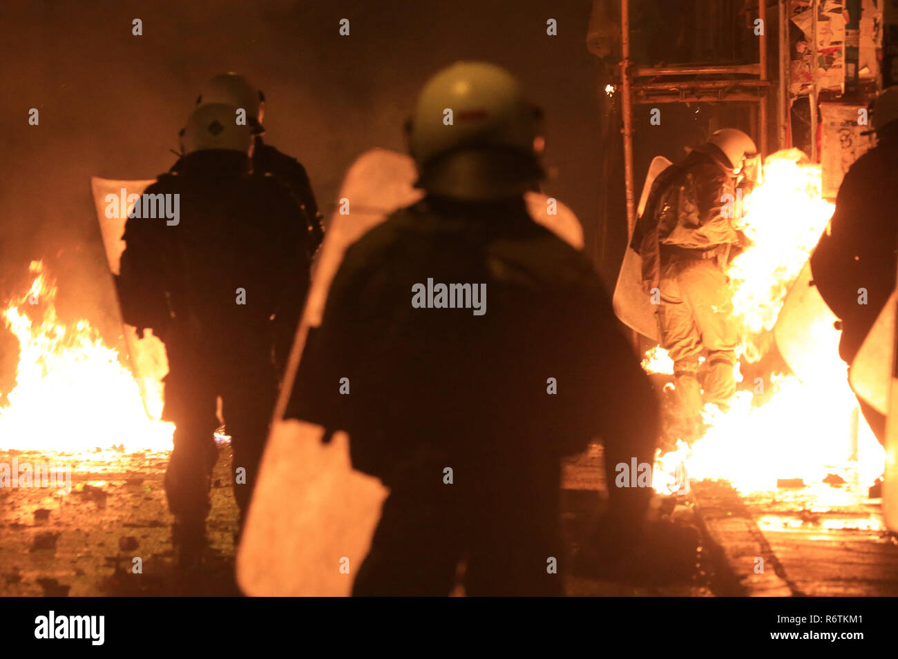 Greek police officer protests greece hi-res stock photography and ...