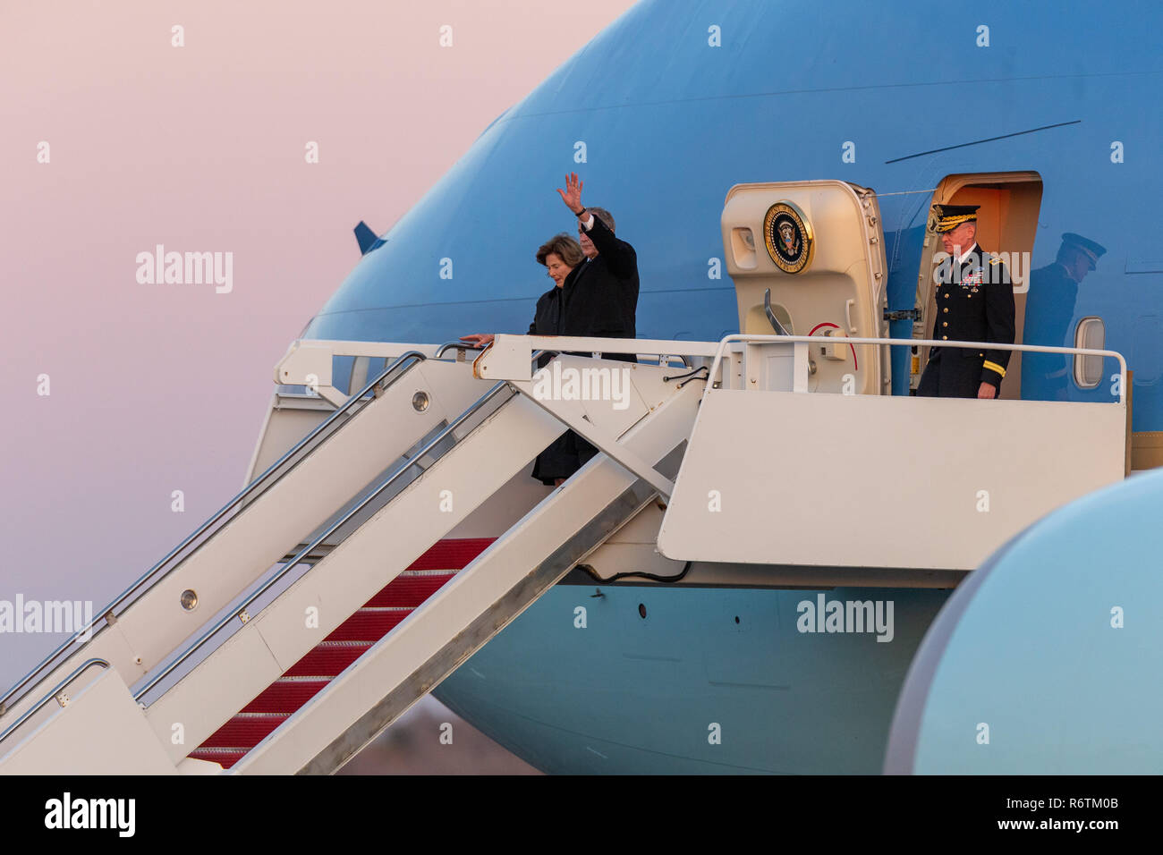 Houston, Texas, USA. 5th Dec, 2018. Former ''43'' President GEORGE W ...