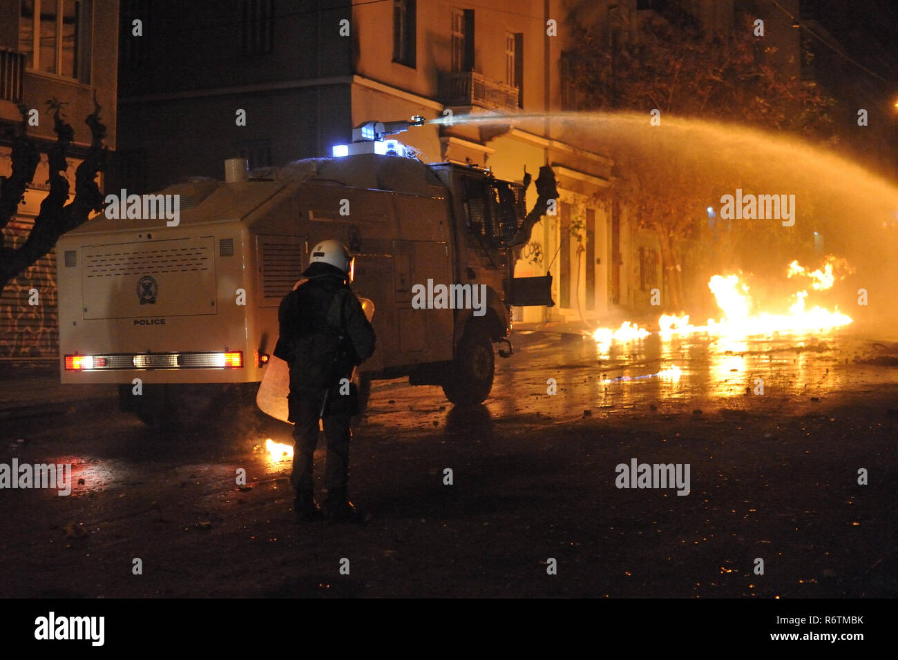 Water riots hi-res stock photography and images - Alamy