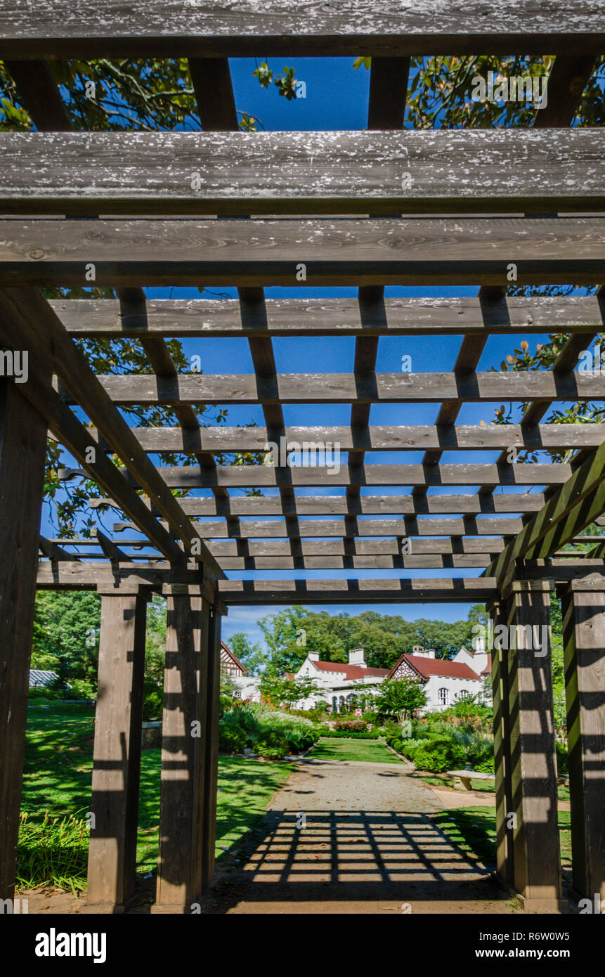 Pergola path hi-res stock photography and images - Alamy