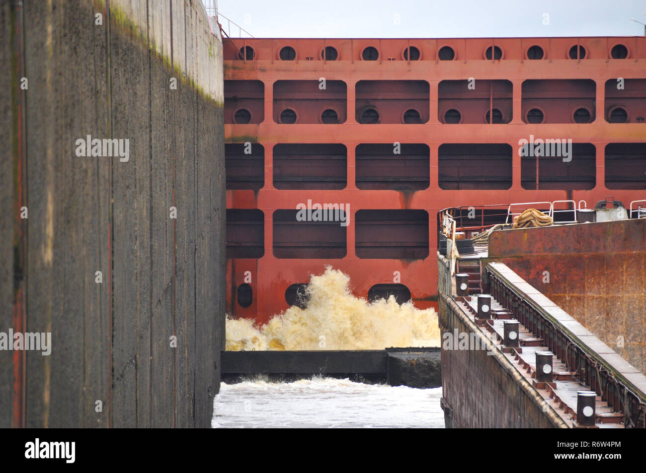Gateway to the water channel Stock Photo - Alamy