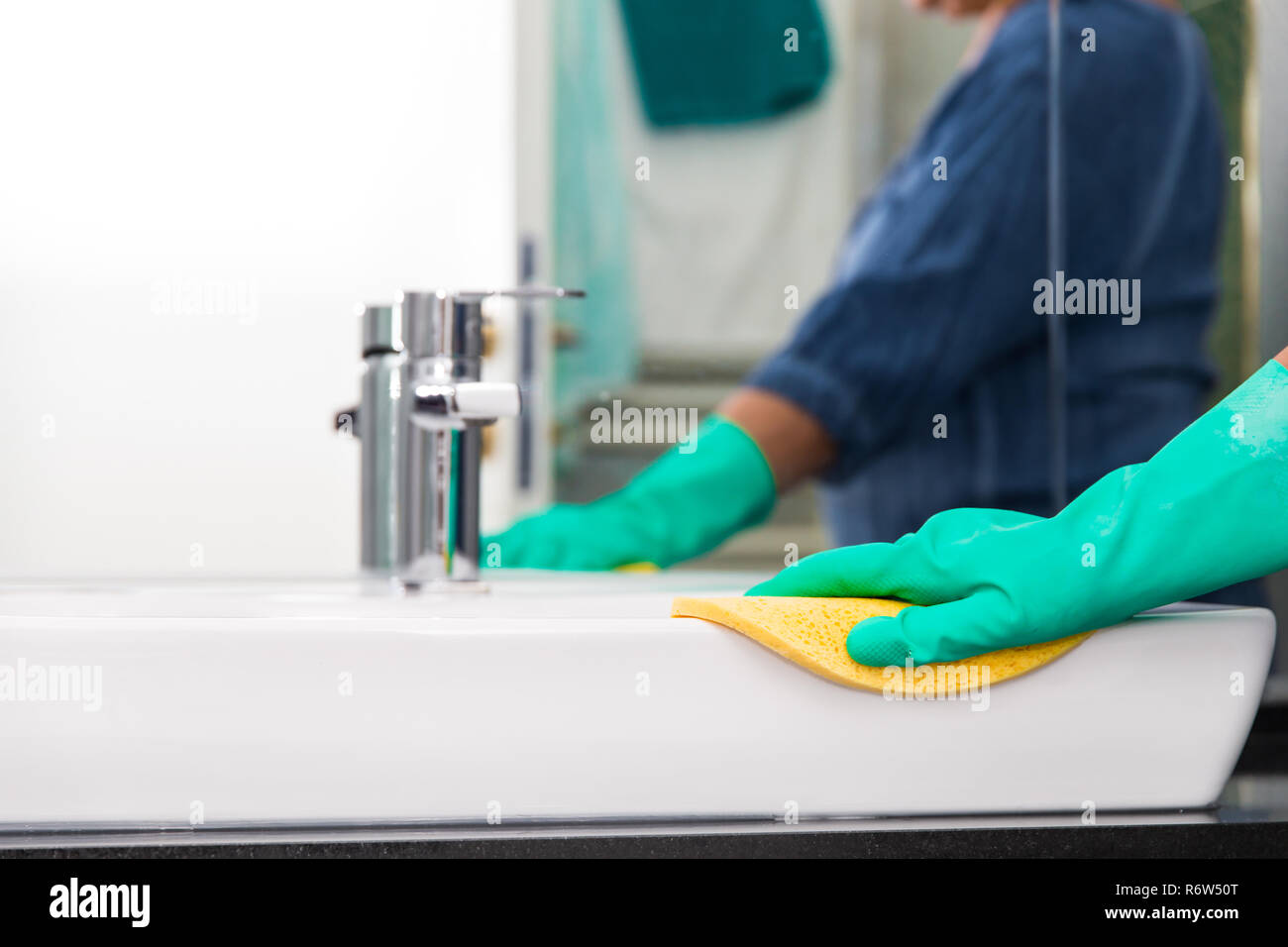 Hand washing facility facilities hi-res stock photography and images ...