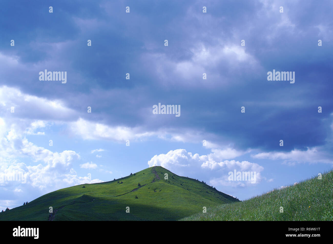 Trekking hills hi-res stock photography and images - Alamy