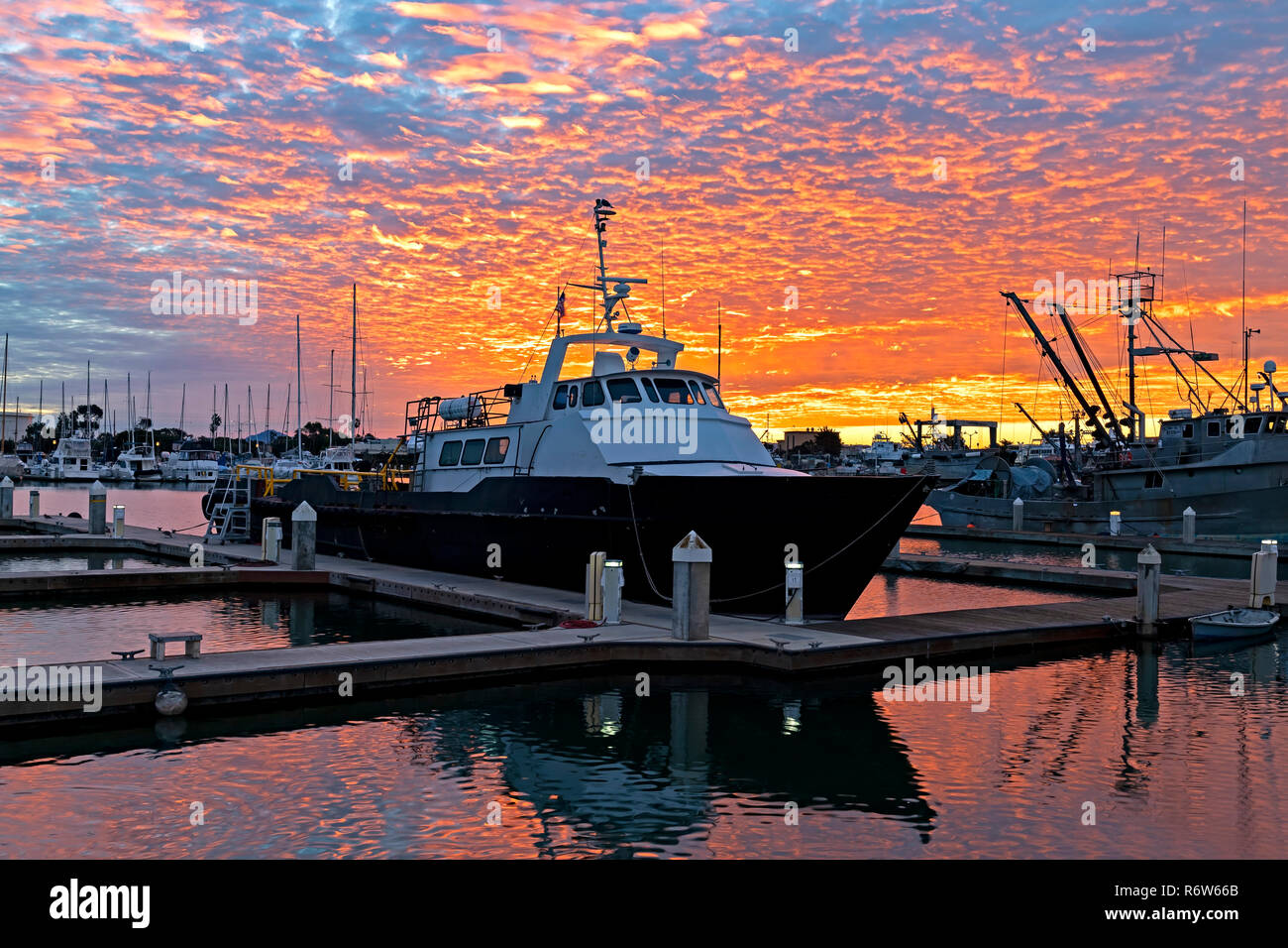 Sunrise at Channel Islands Harbor with fishing boats Stock Photo - Alamy