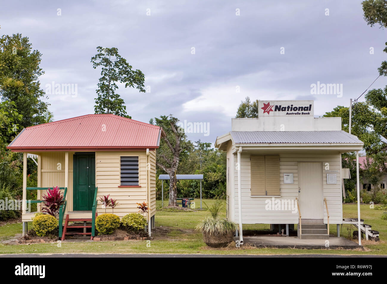 Queensland national bank building hi-res stock photography and images ...