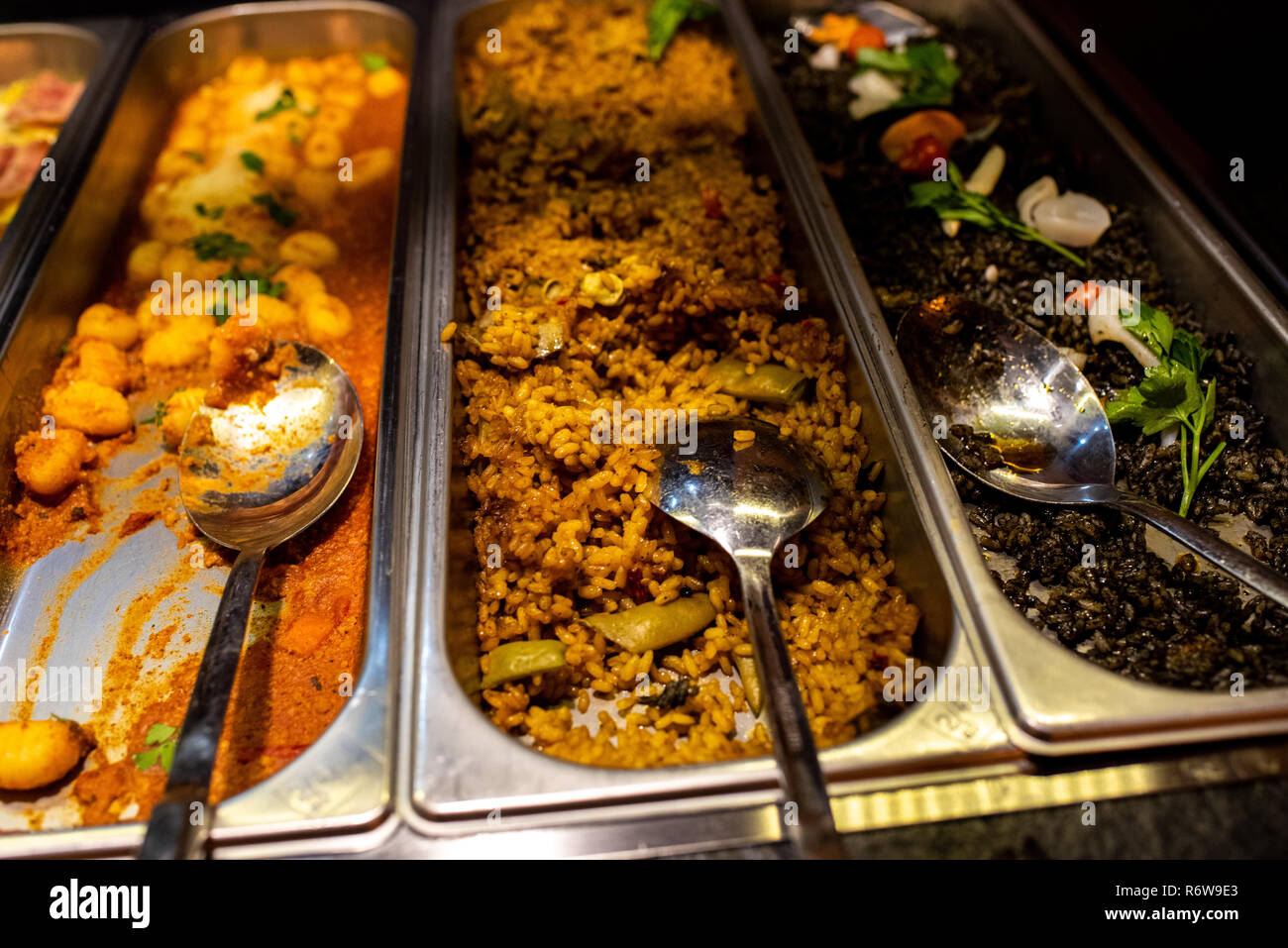 Steel self service trays hi-res stock photography and images - Alamy
