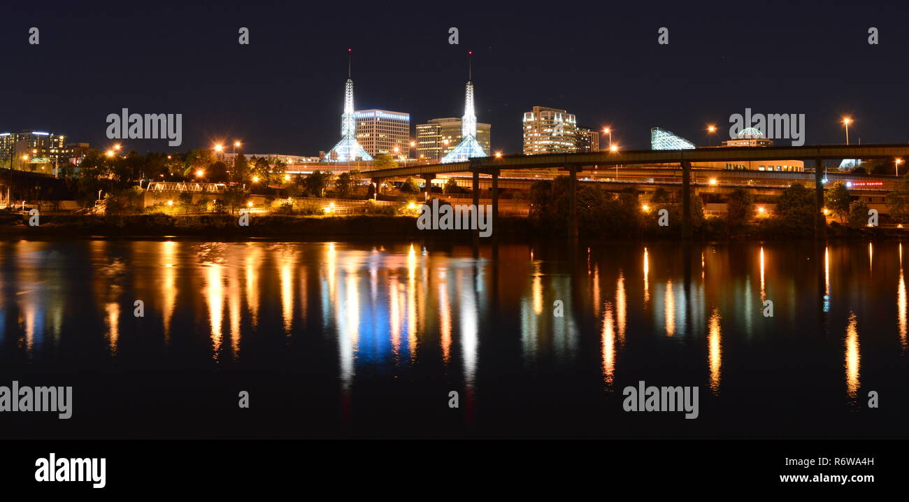 Portland, Oregon - USA - October 5, 2015: Portland Skyline Stock Photo ...