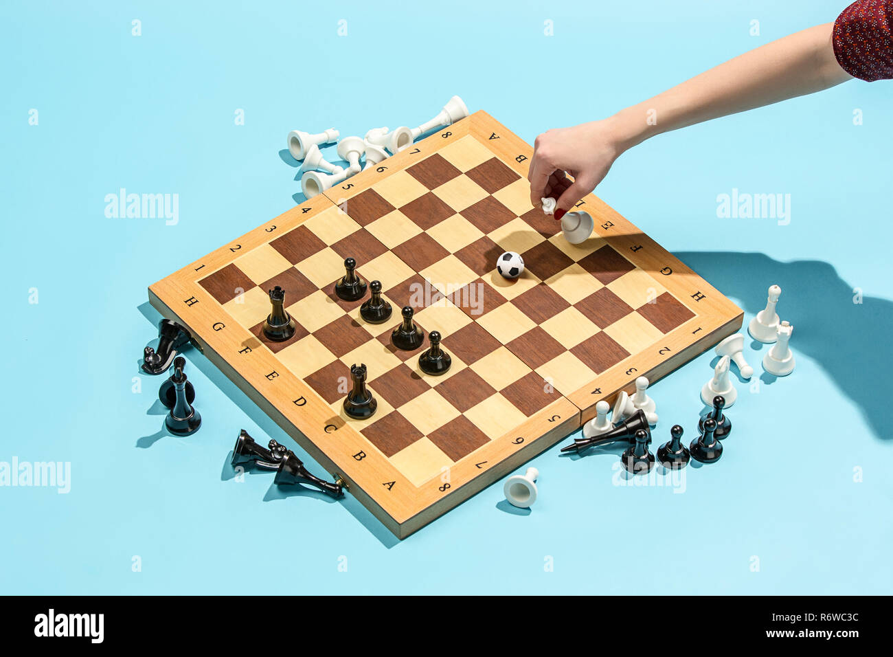 Soccer chess pieces hi-res stock photography and images - Alamy