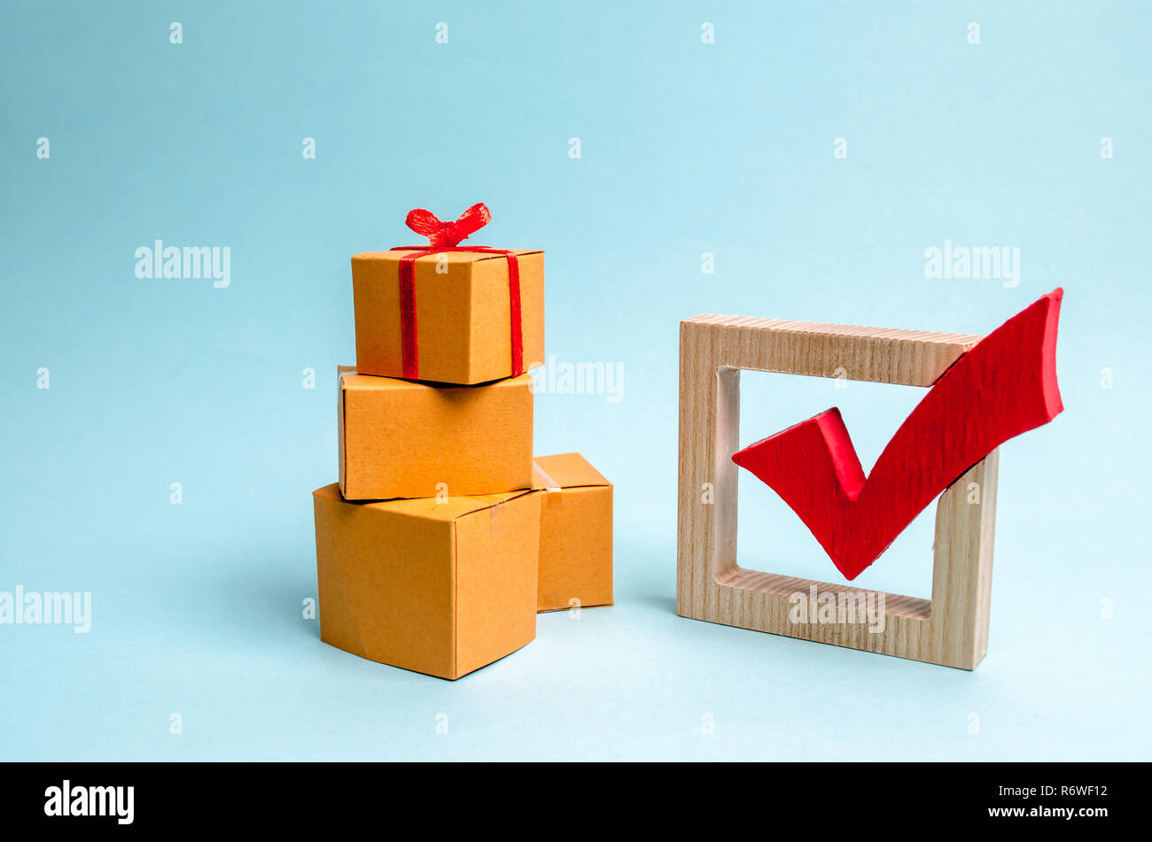 Check List Holiday High Resolution Stock Photography and Images - Alamy