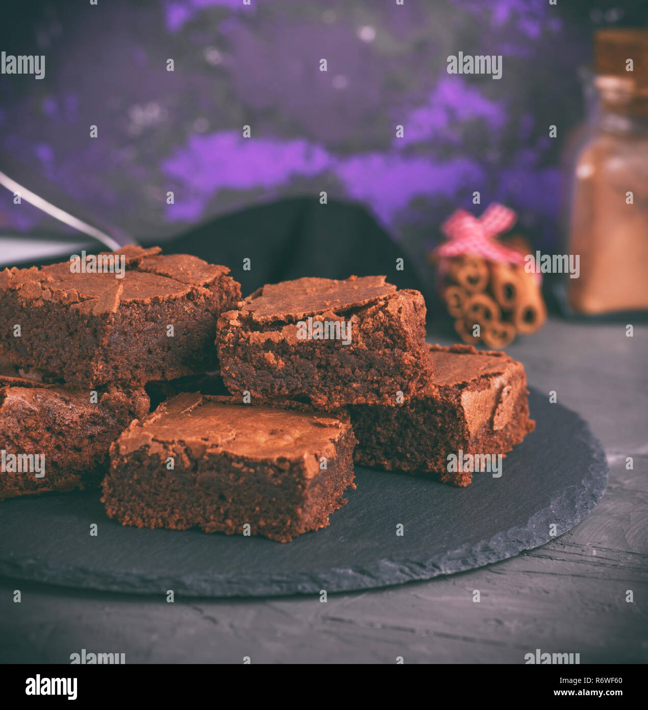 Graphite plate hi-res stock photography and images - Alamy