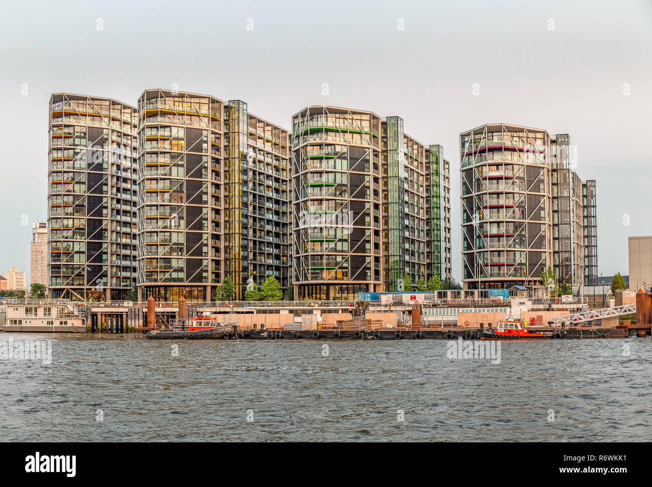 Thames architecture hi-res stock photography and images - Alamy