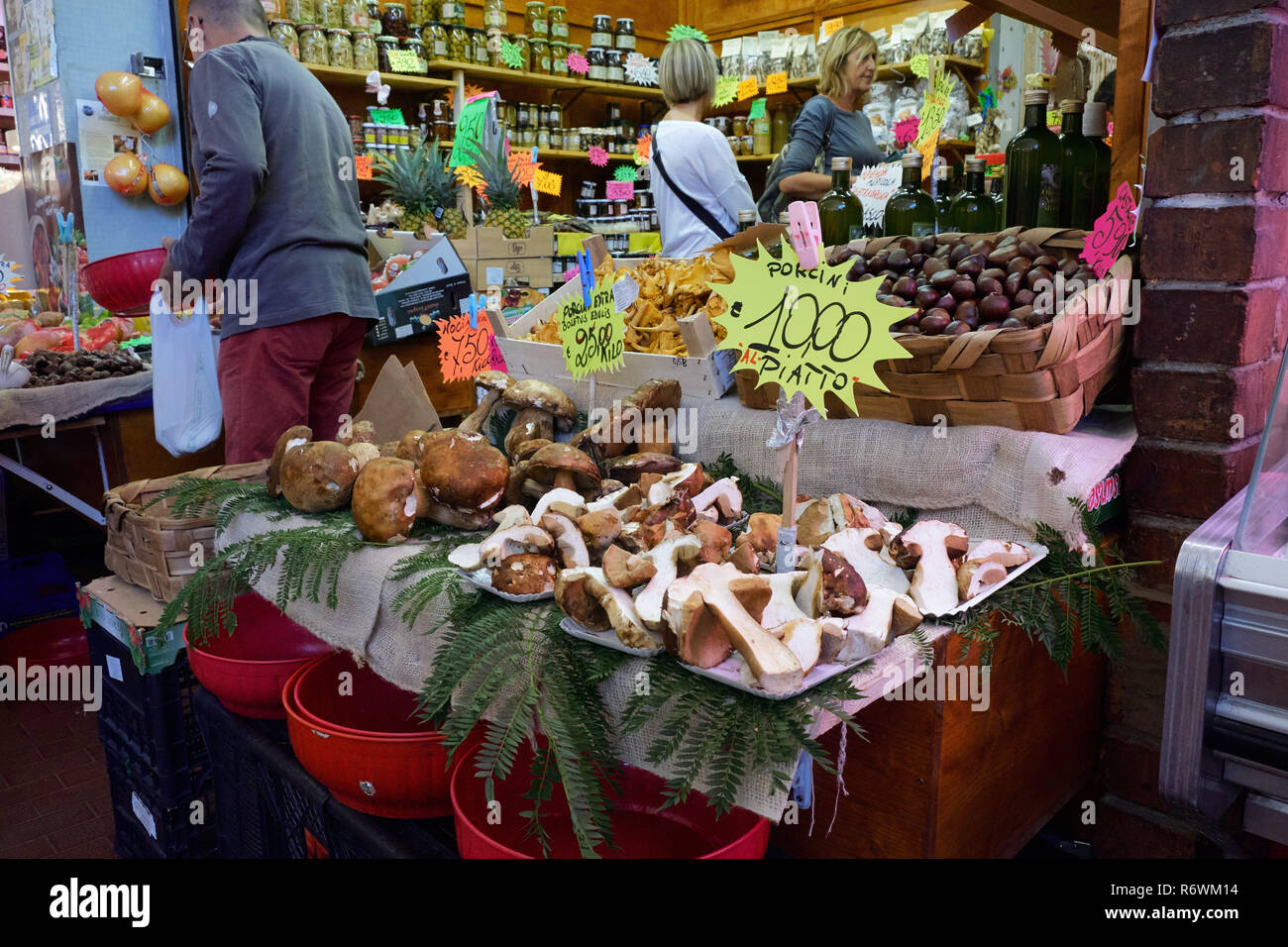 Sanremo liguria hi-res stock photography and images - Alamy