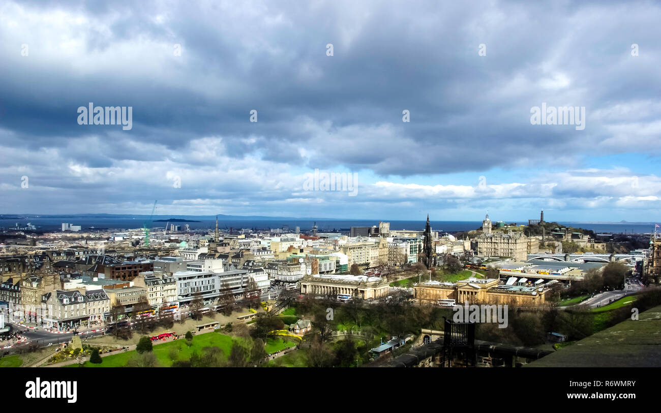 A view from edinburgh castle hi-res stock photography and images - Alamy