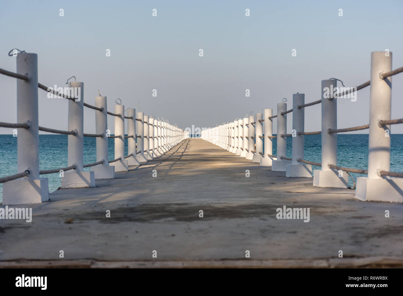 Concrete jetty hi-res stock photography and images - Alamy