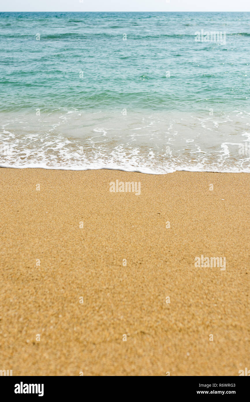 Golden sand beach hi-res stock photography and images - Alamy