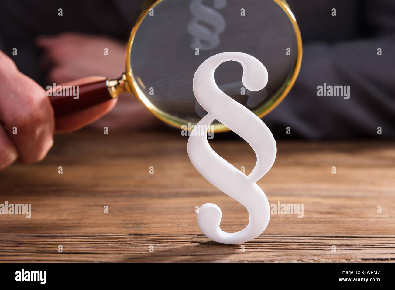 Paragraph analysis hi-res stock photography and images - Alamy