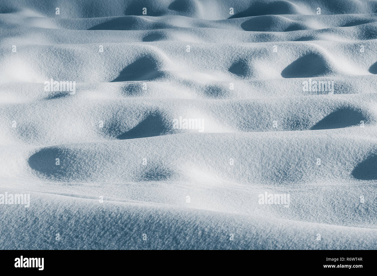 Snow surface texture hi-res stock photography and images - Alamy