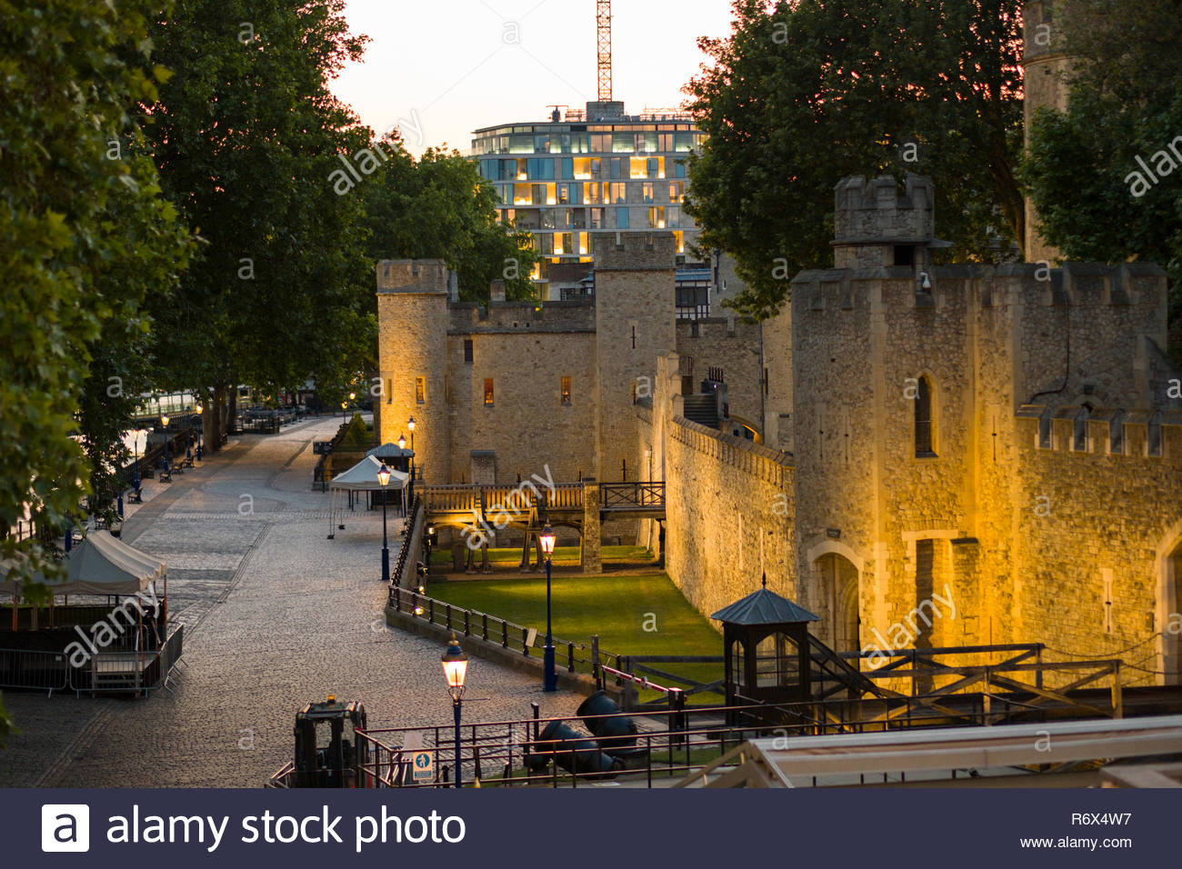 Tower Hamlets London High Resolution Stock Photography and Images - Alamy