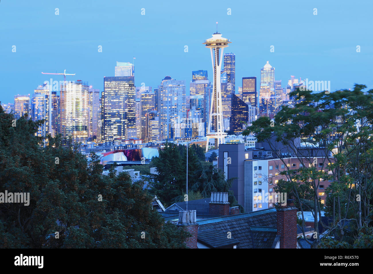 The Seattle, Washington city center at twilight Stock Photo - Alamy