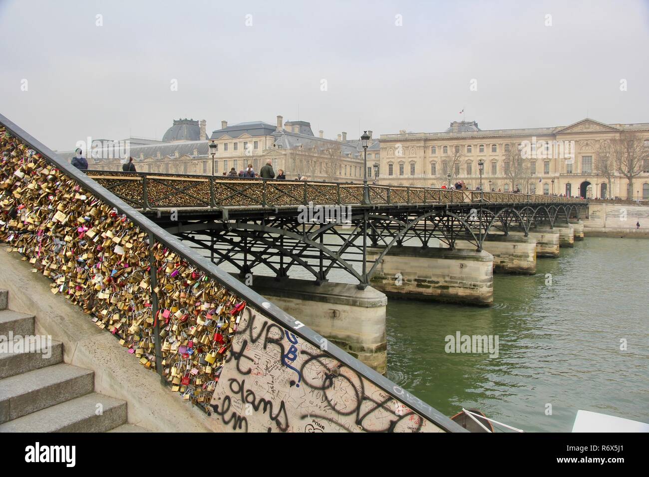 Bridge with Locks in Paris, France Stock Photo - Alamy