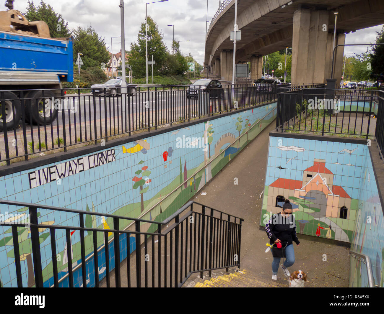 Five ways corner hi-res stock photography and images - Alamy