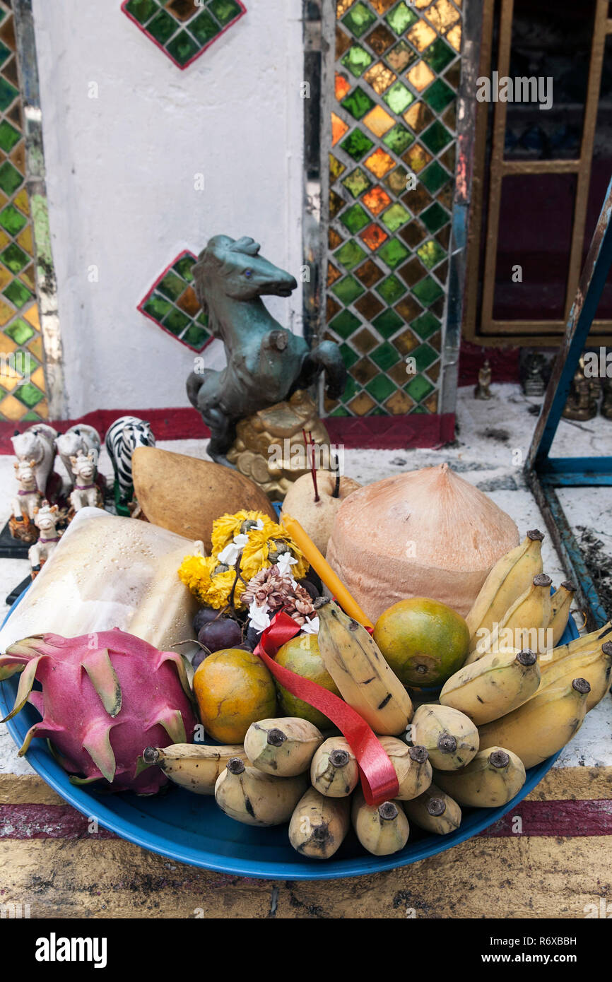 Coconut banana offerings hindu god hi-res stock photography and images ...
