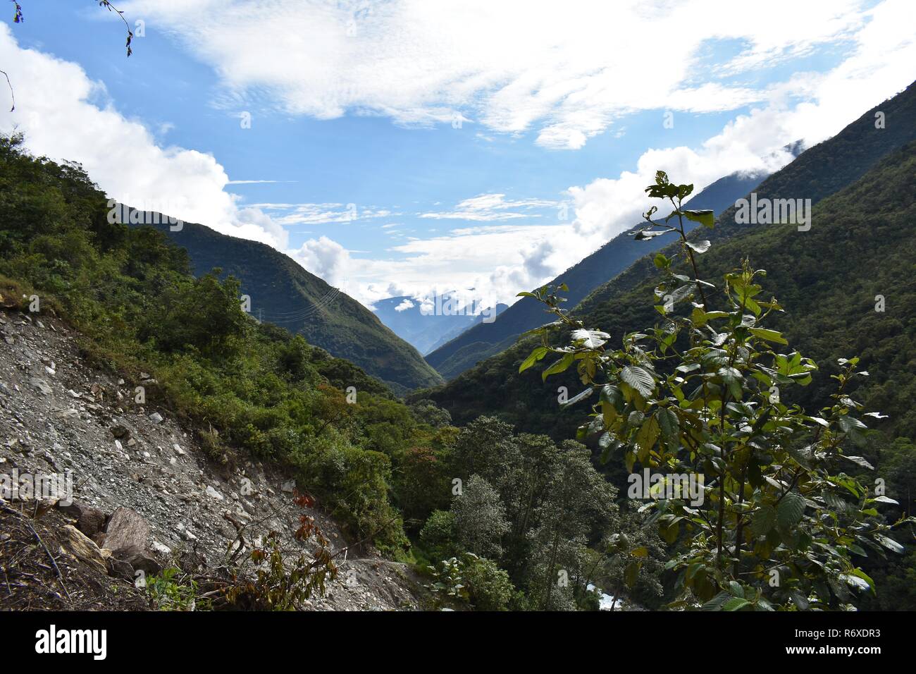 Andean mountain scenery along the Salkantay trek to Machu Picchu, Peru ...