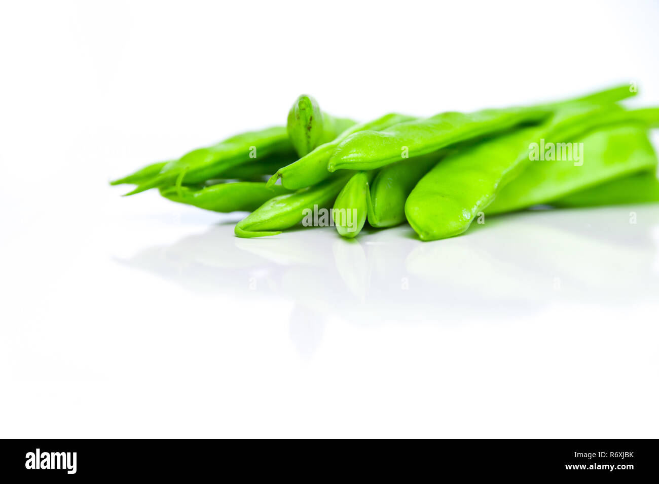 Organic string beans Stock Photo - Alamy