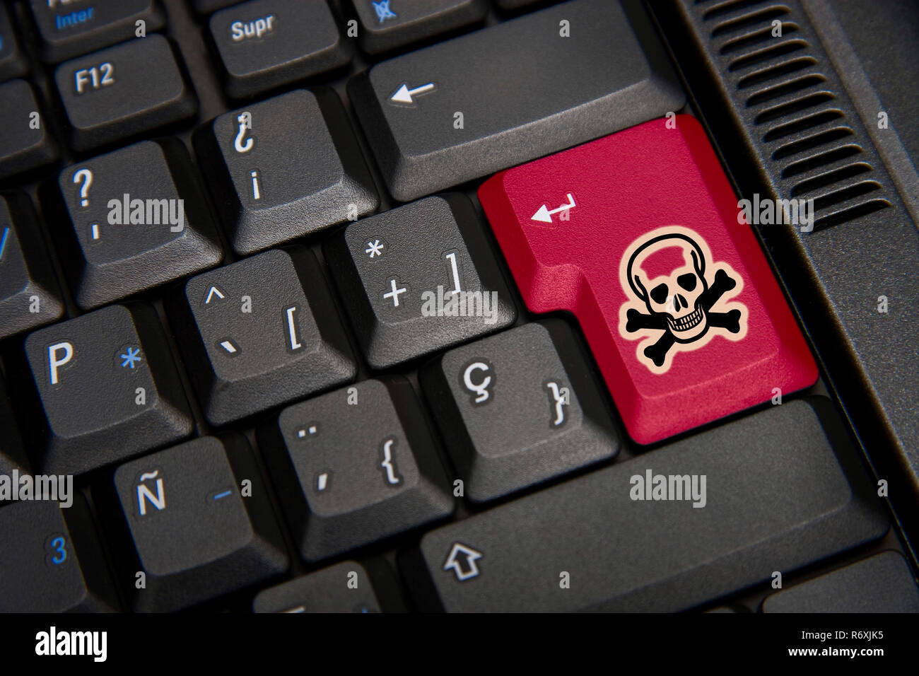 Black keyboard with skull Stock Photo - Alamy