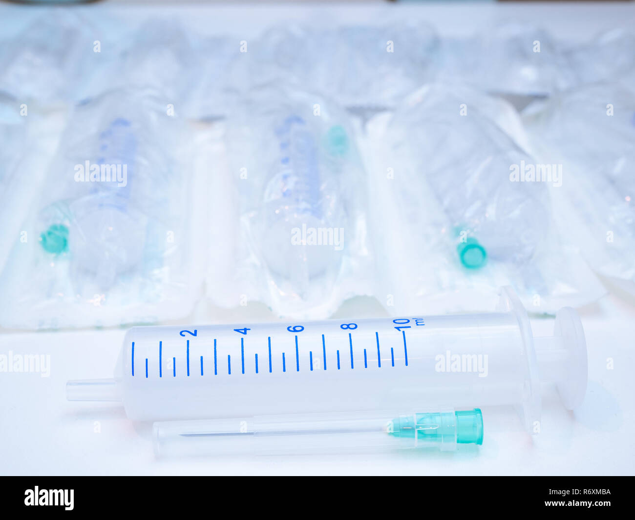 Unattached hi-res stock photography and images - Alamy