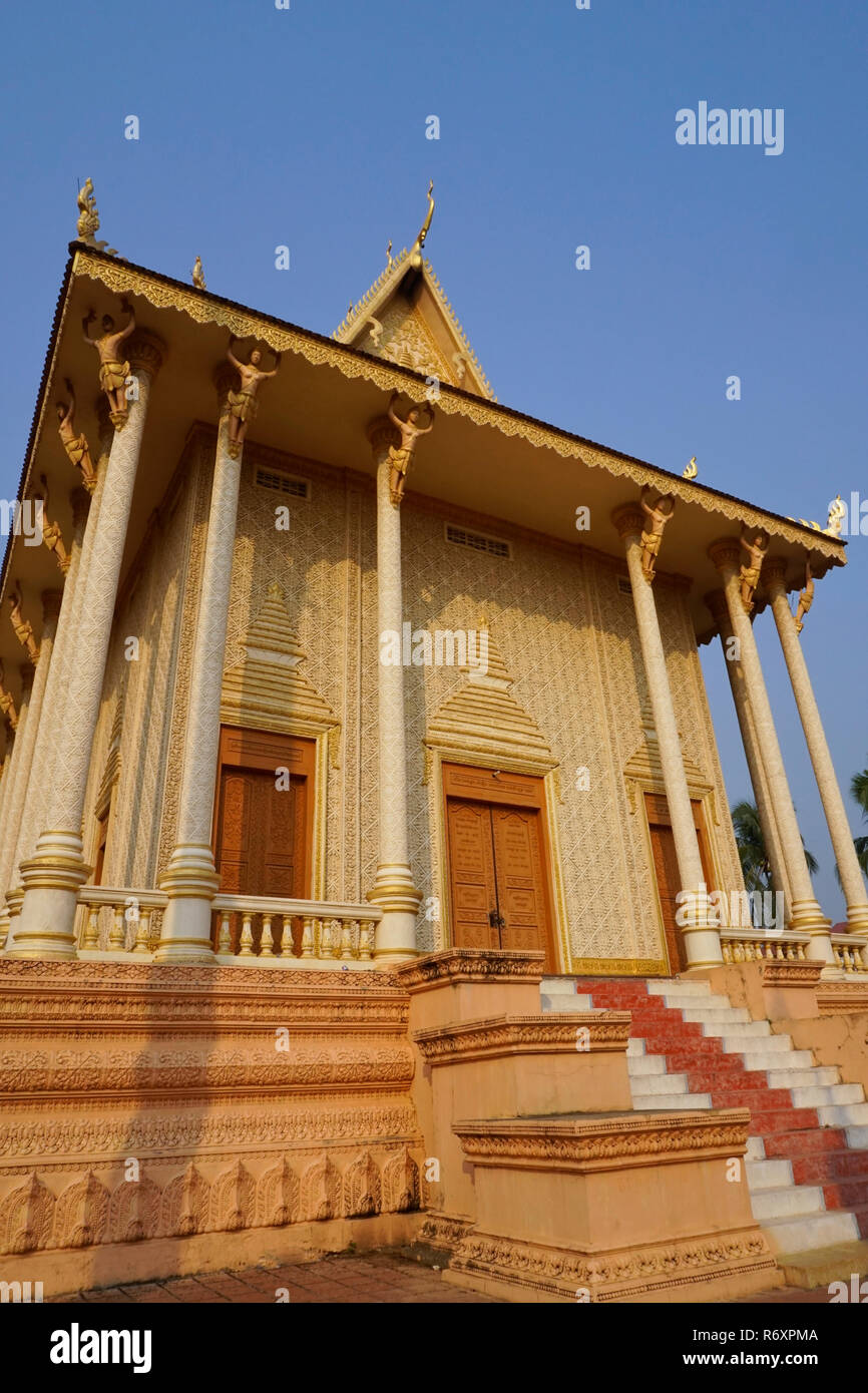 Krong kratie pagoda hi-res stock photography and images - Alamy