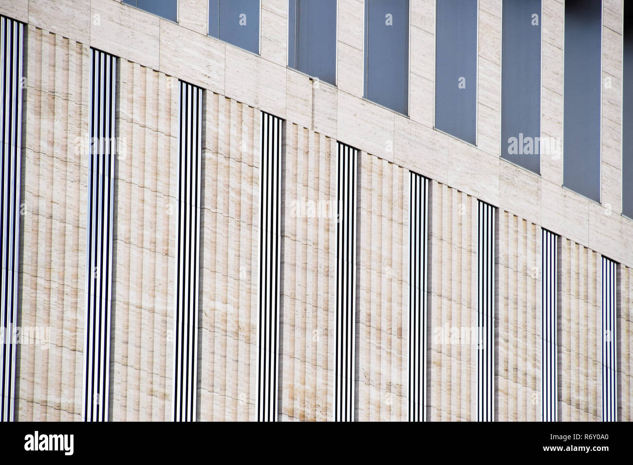 Architectural element, columns and arches of the building Stock Photo ...