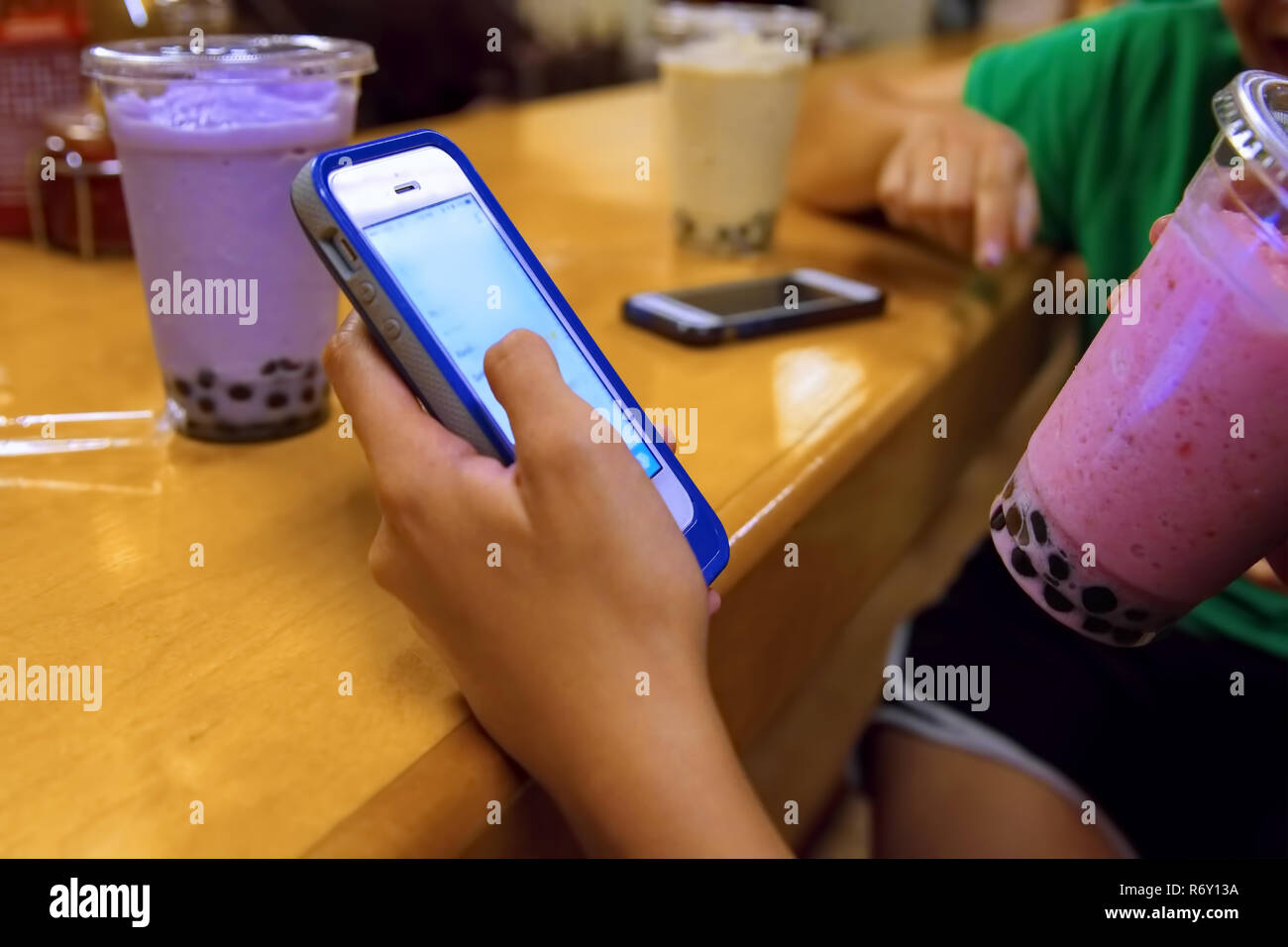 Pearl milk hi-res stock photography and images - Alamy