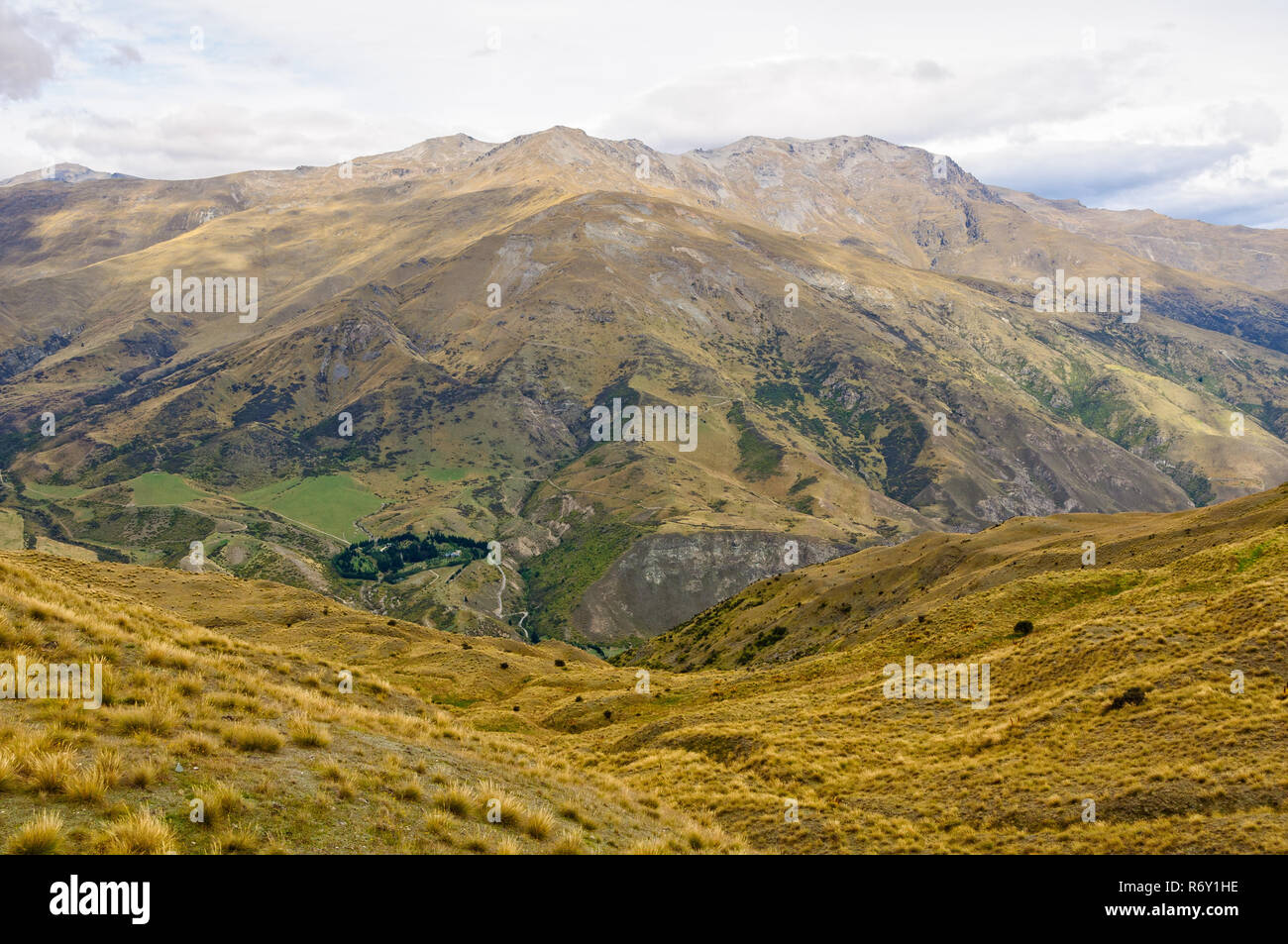 Crown Range Lookout High Resolution Stock Photography and Images - Alamy
