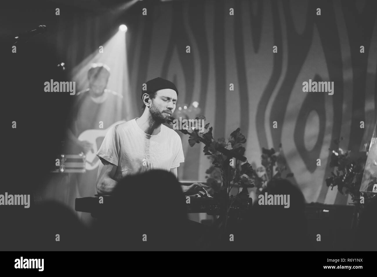 Novo amor singer Black and White Stock Photos & Images - Alamy