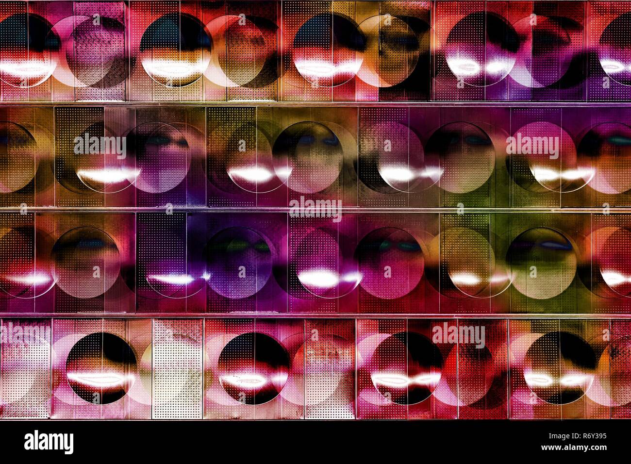 Metro tiles texture hi-res stock photography and images - Alamy