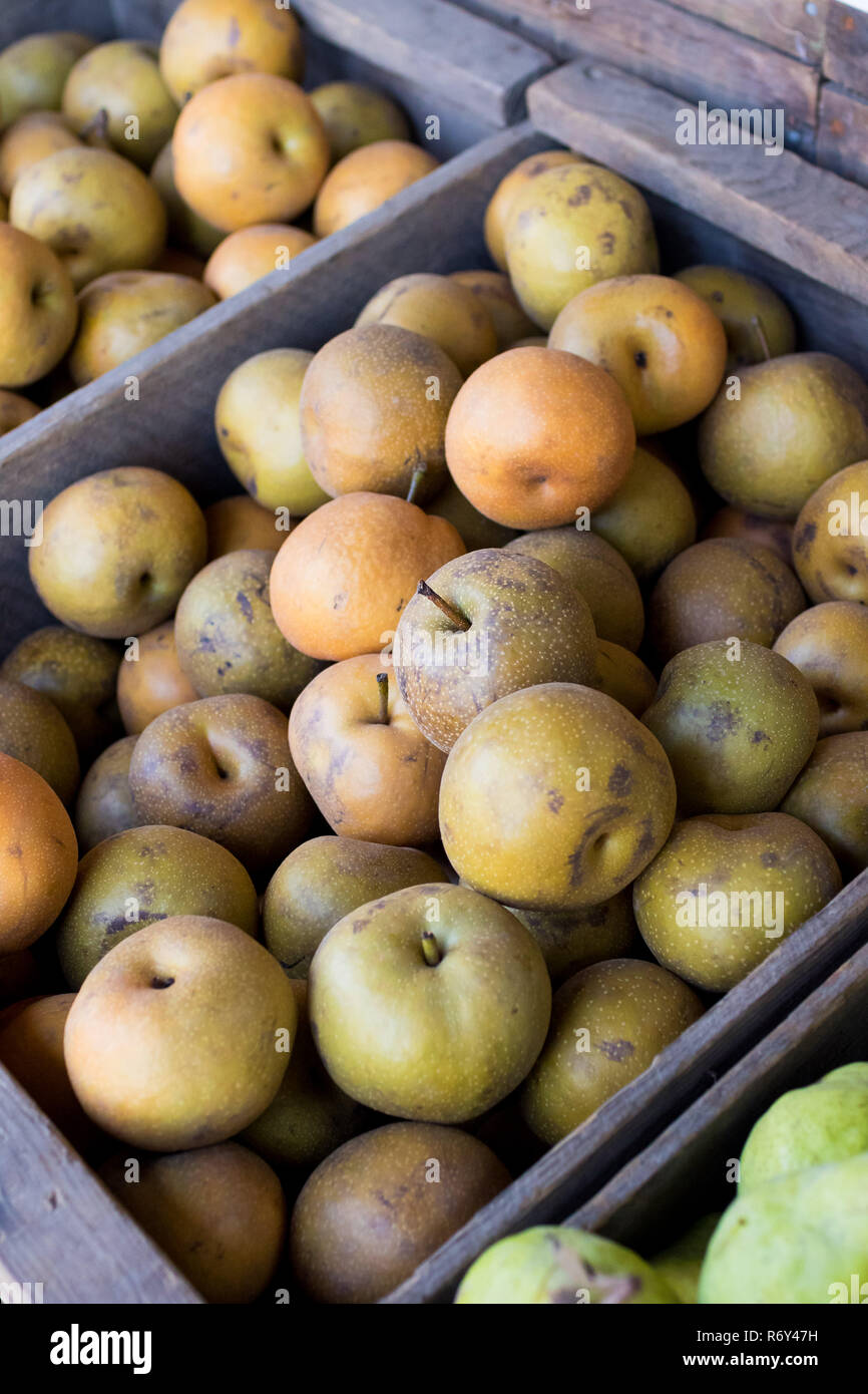 Asian pears hi-res stock photography and images - Alamy