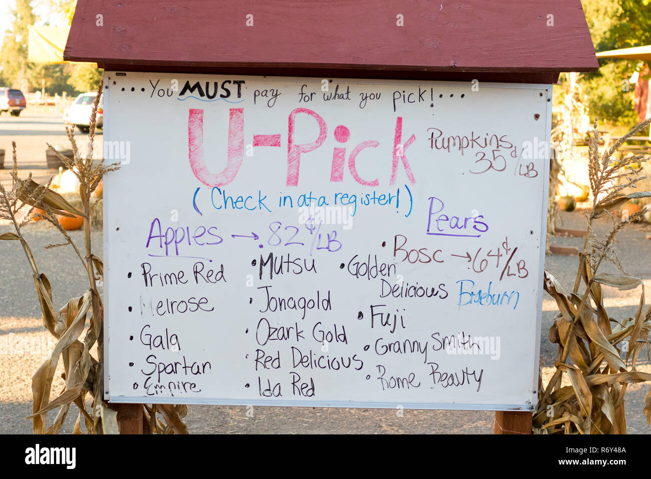 U-Pick Sign at Detering Farm Eugene Oregon Stock Photo - Alamy