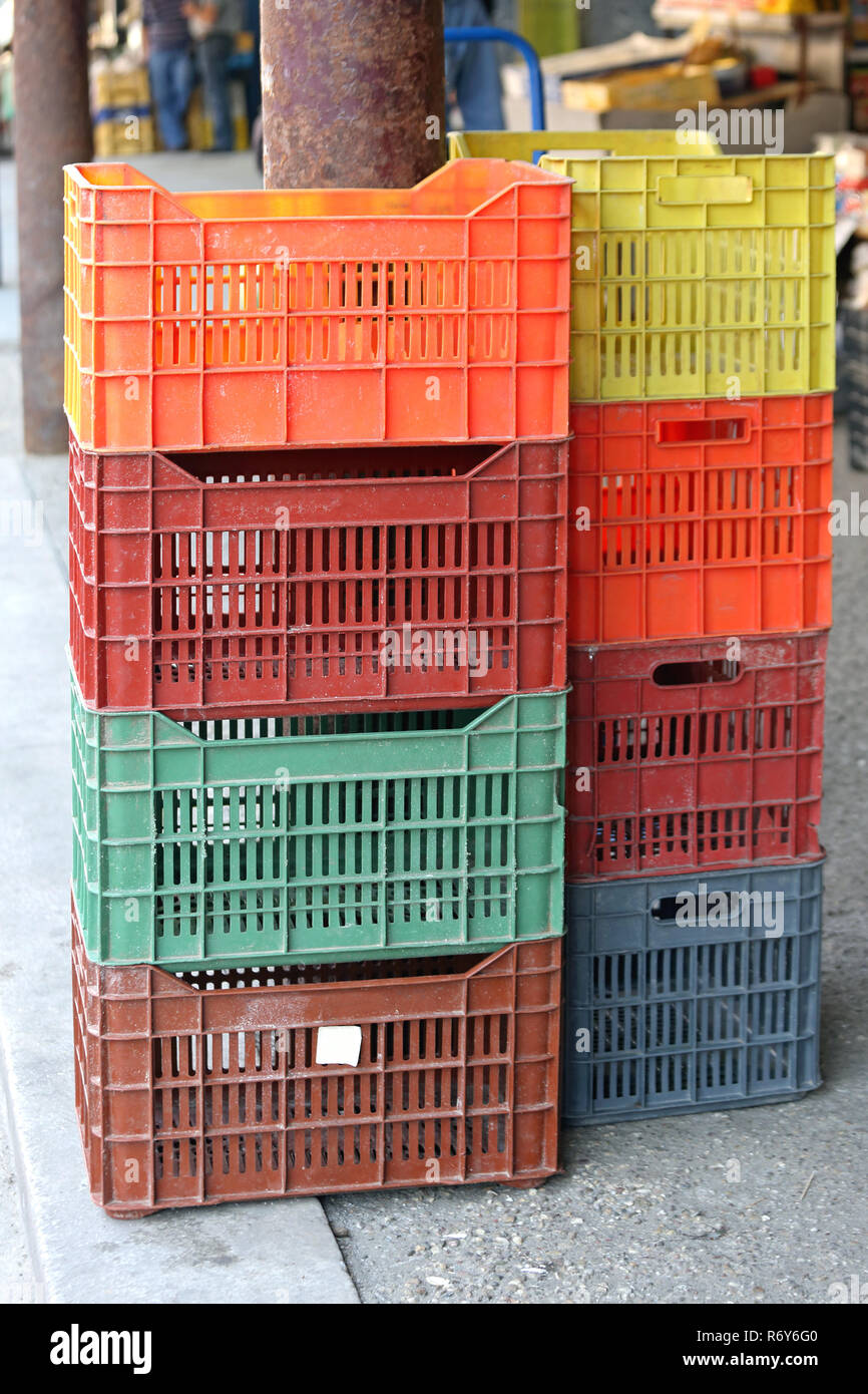 Coloured boxes and crates hi-res stock photography and images - Alamy