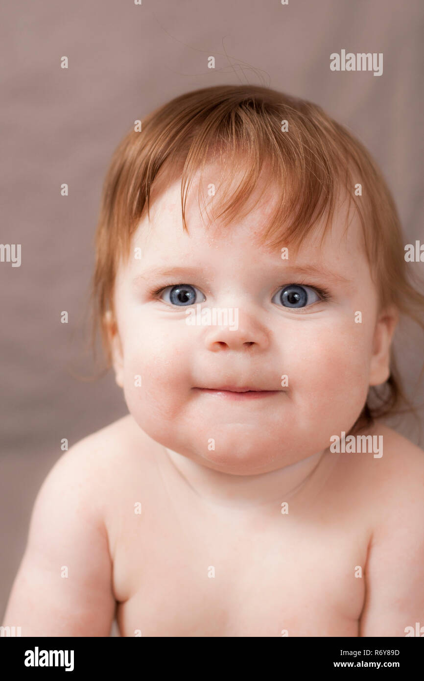 baby smilnig happy Stock Photo - Alamy